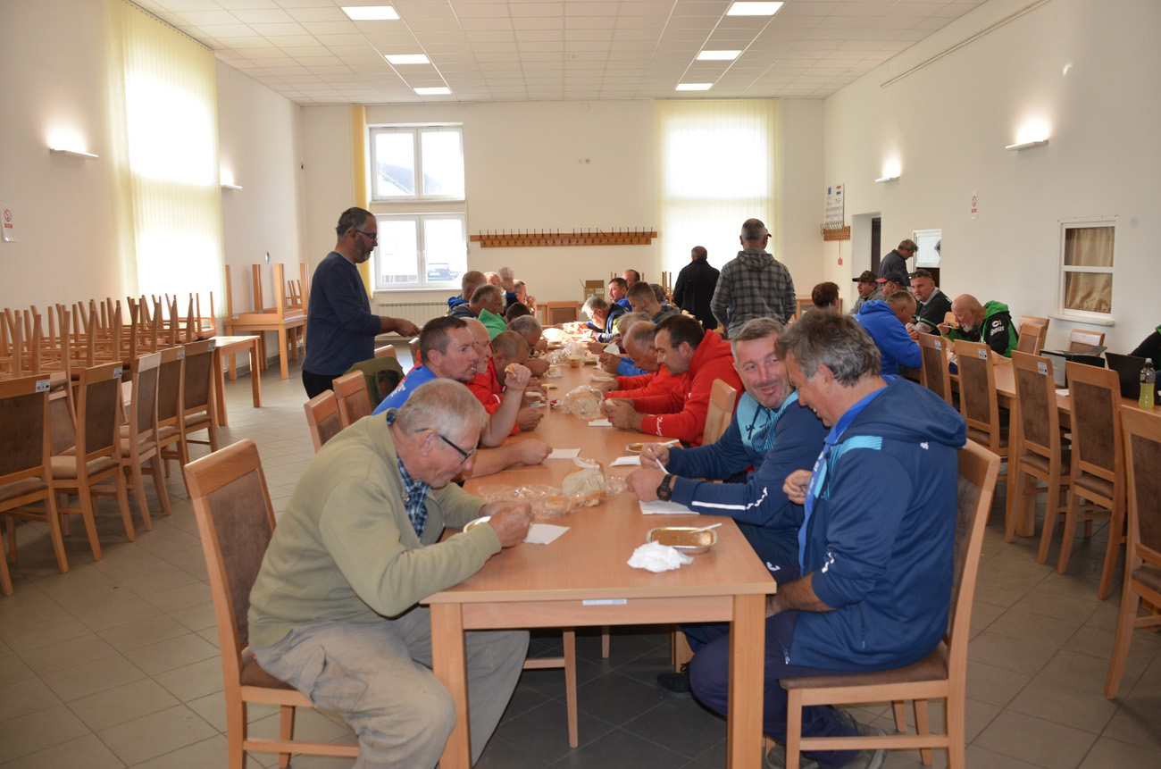 U Rasinji održan prvi pojedinačni Županijski kup u lovu ribe udicom na plovak – Podravski radio ...